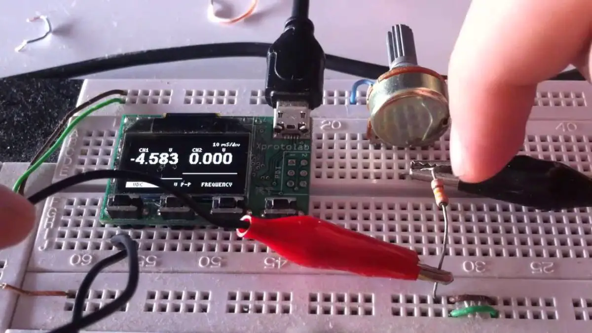 CIRCUITOS ELECTRÓNICOS: QUÉ SON, TIPOS Y CÓMO FUNCIONAN